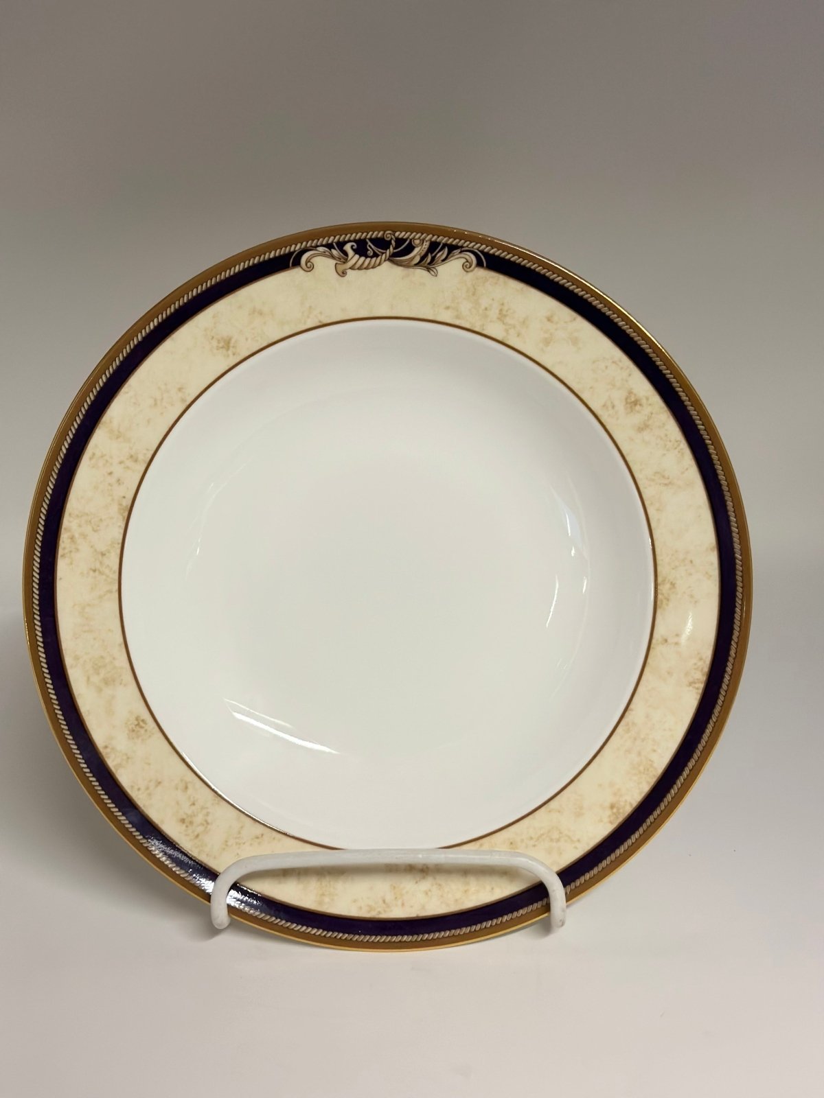 Wedgwood Cornucopia Rim Soup 23cm - Kitchen Smart